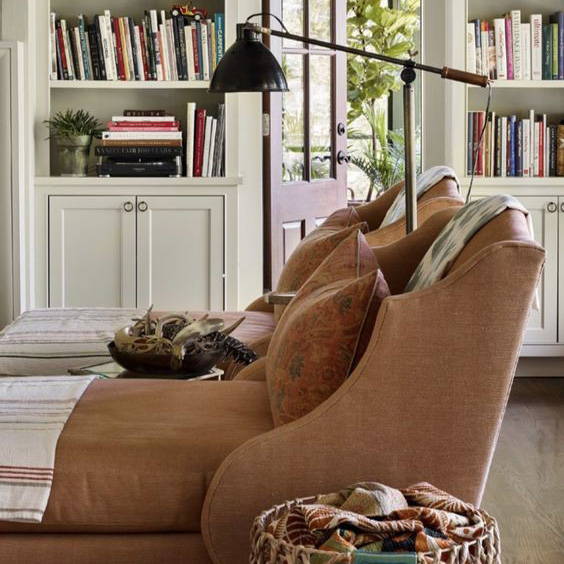 3 of the Most Appealing Home Libraries – English Traditions