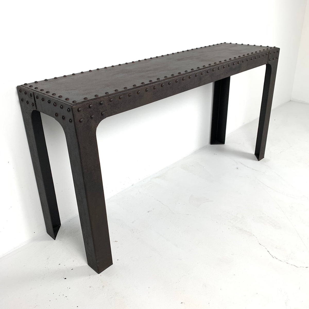 Iron Console Table – English Traditions