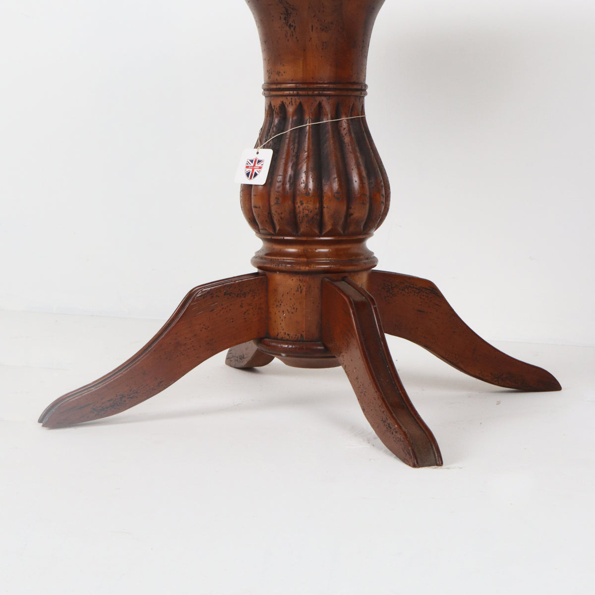 Provence Replica Round Hall Table – English Traditions