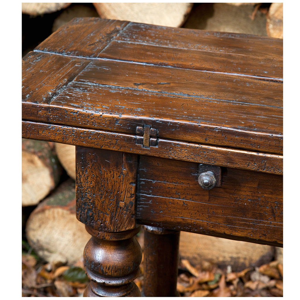 French Hunt Table – English Traditions